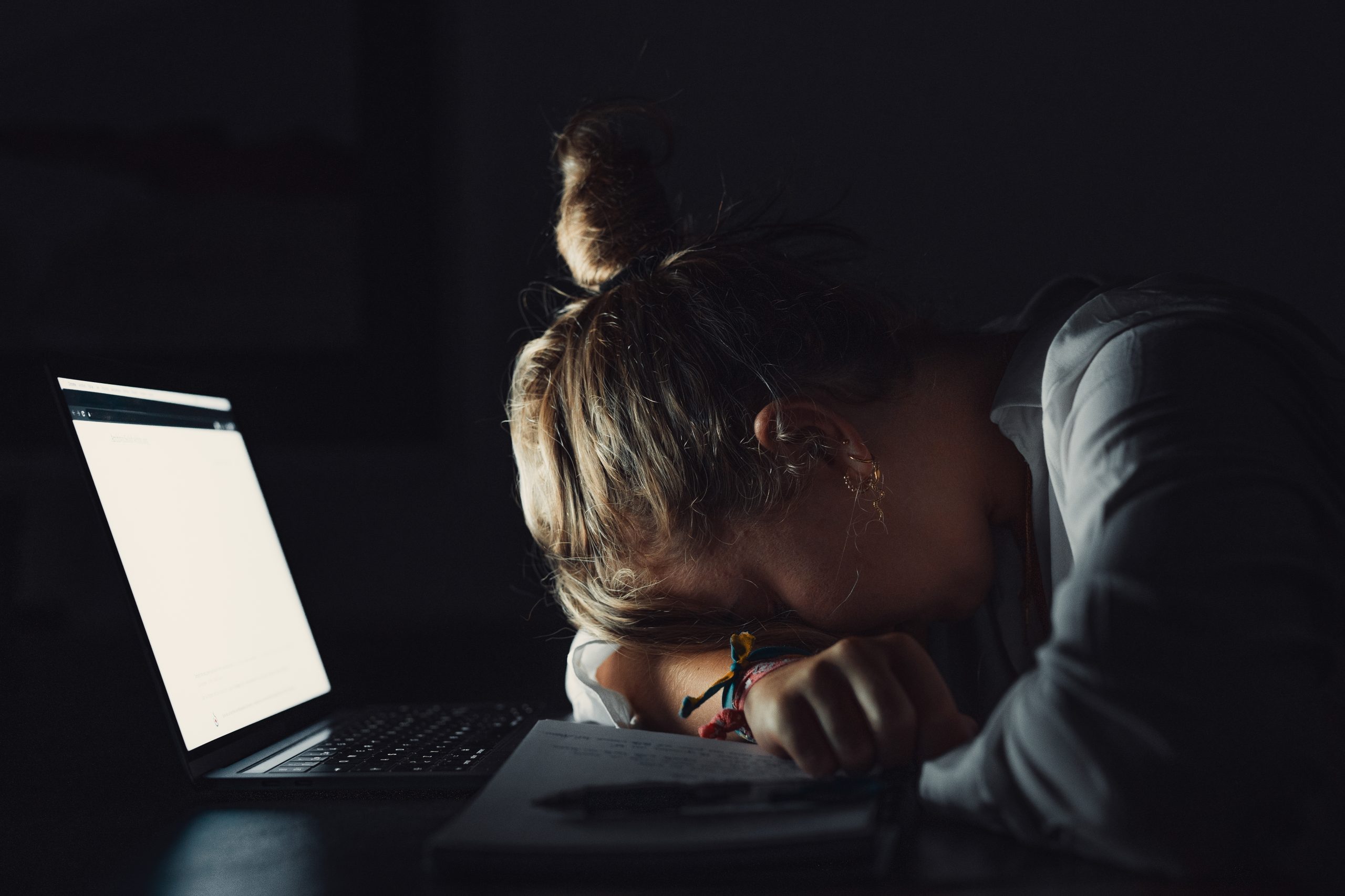 Ghosting’s HIDDEN Psychological Damage – Health Insight